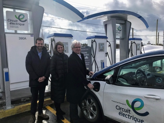Le Circuit électrique inaugure une superstation de recharge à Saint ...